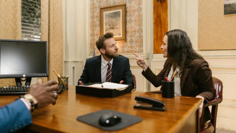 10 Signs of an Unethical Law Firm & How to Protect Yourself